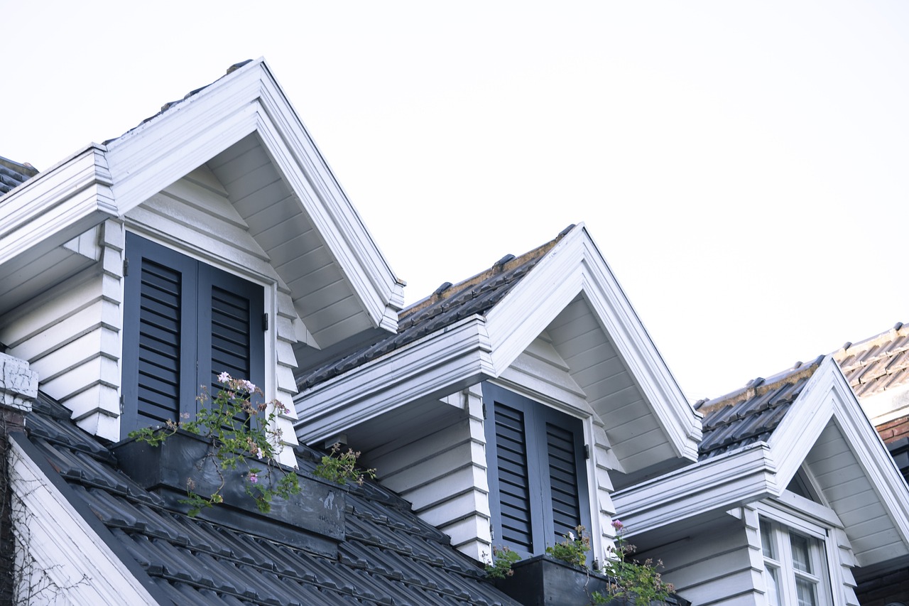 Effective Strategies to Extend Your Roof’s Lifespan